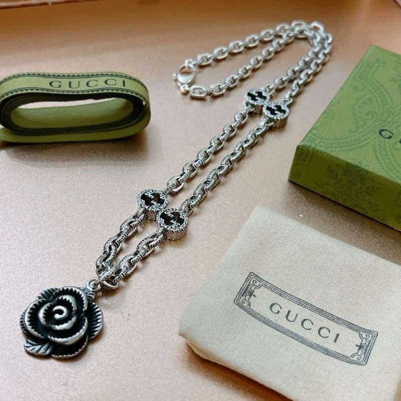 Top mirror Gucci Necklaces