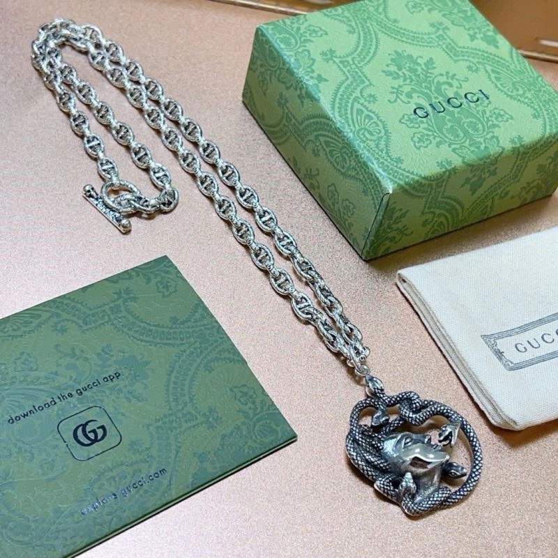 Accurate model Gucci Necklaces