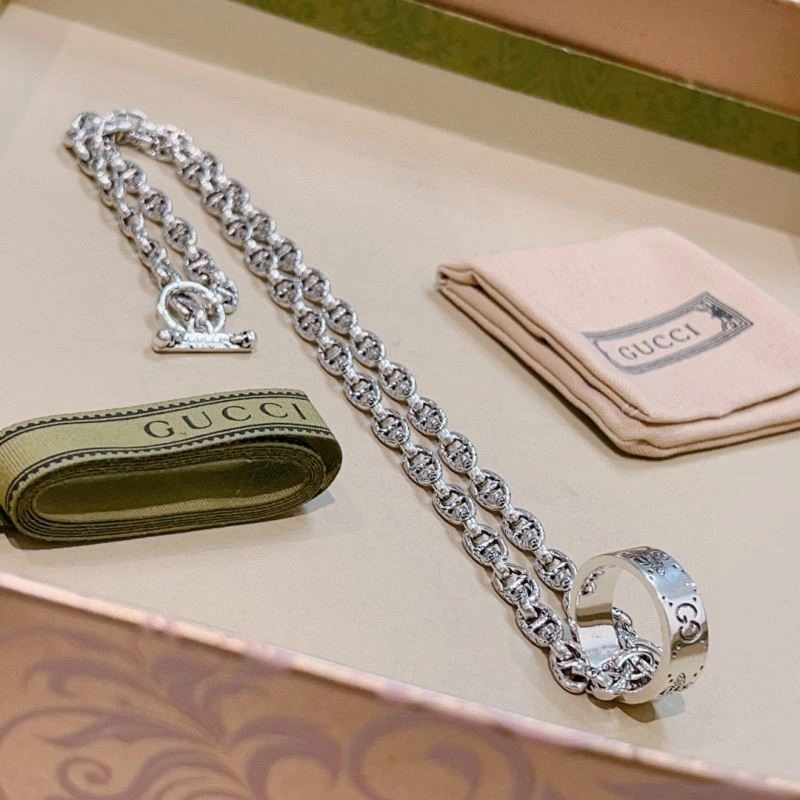 Official Gucci Necklaces