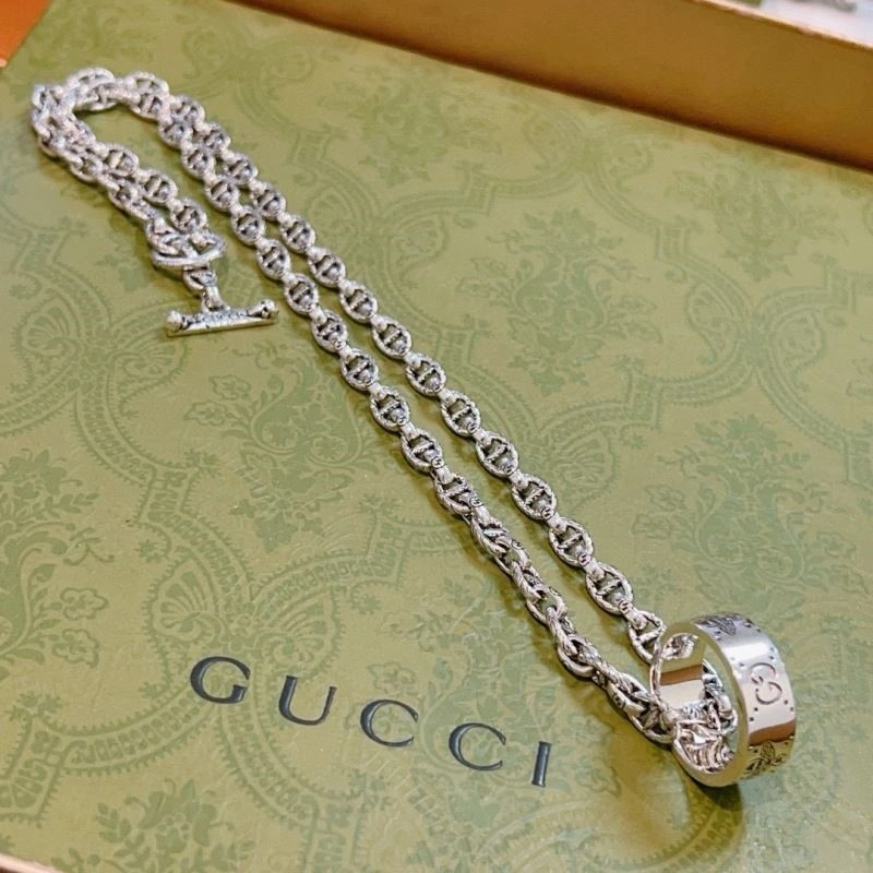 Official Gucci Necklaces