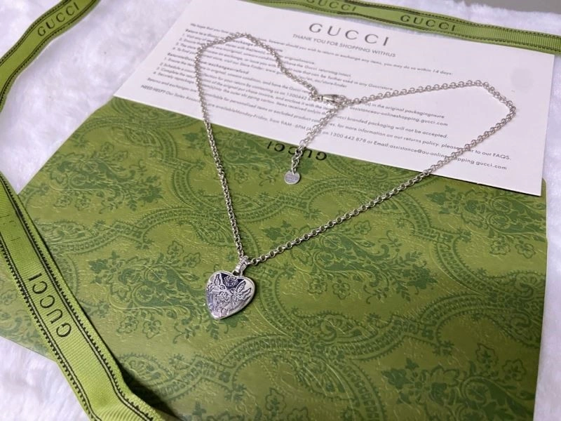 Reasonably priced Gucci Necklaces