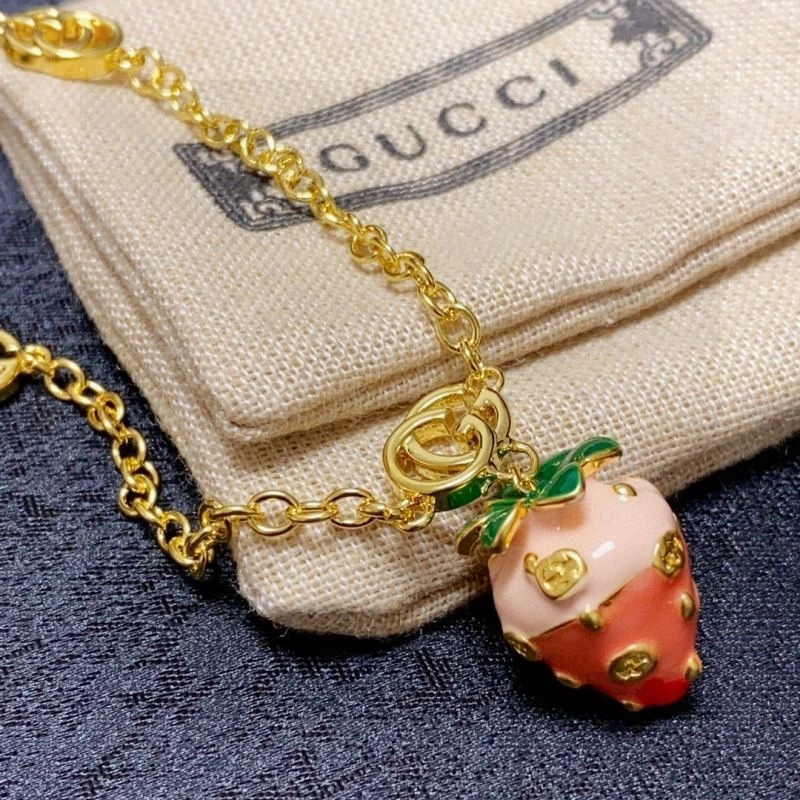 Accurate model Gucci Necklaces