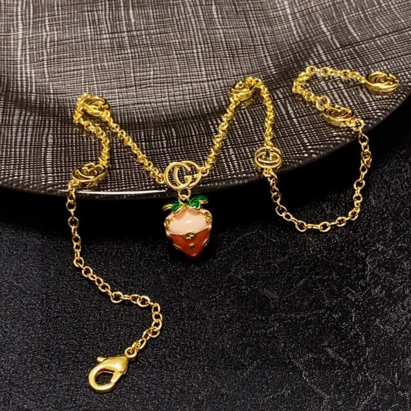 Accurate model Gucci Necklaces