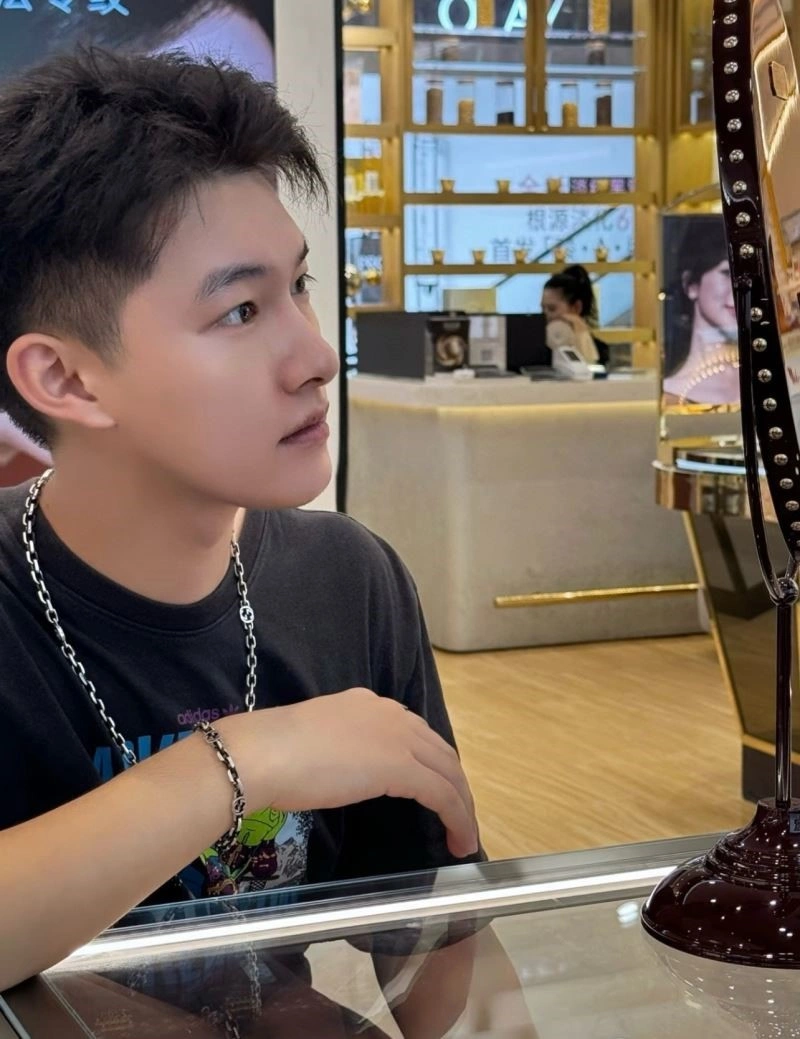 OEM Gucci Necklaces