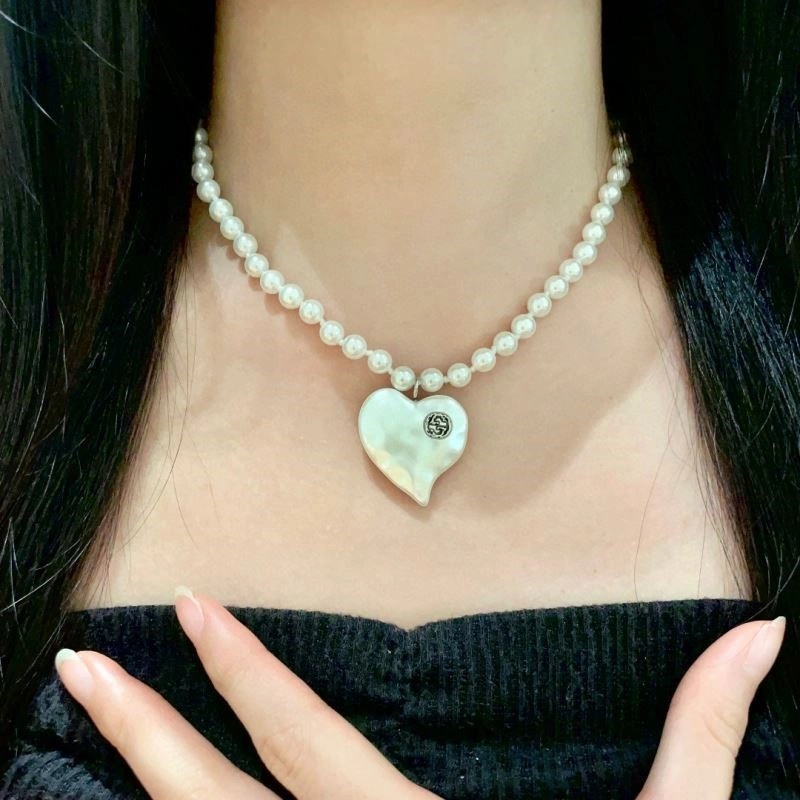 Bargain Gucci Necklaces
