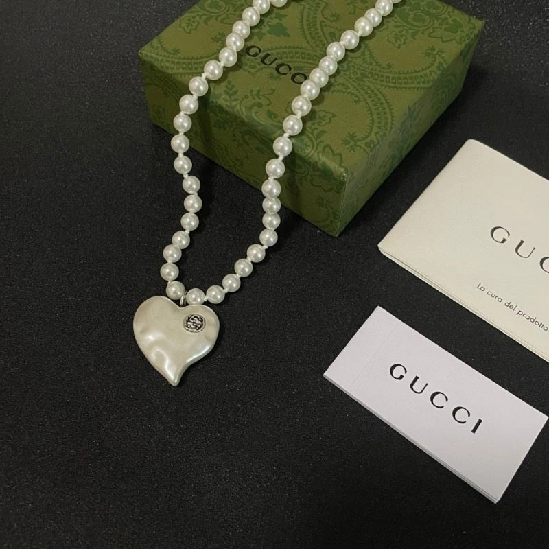 Bargain Gucci Necklaces