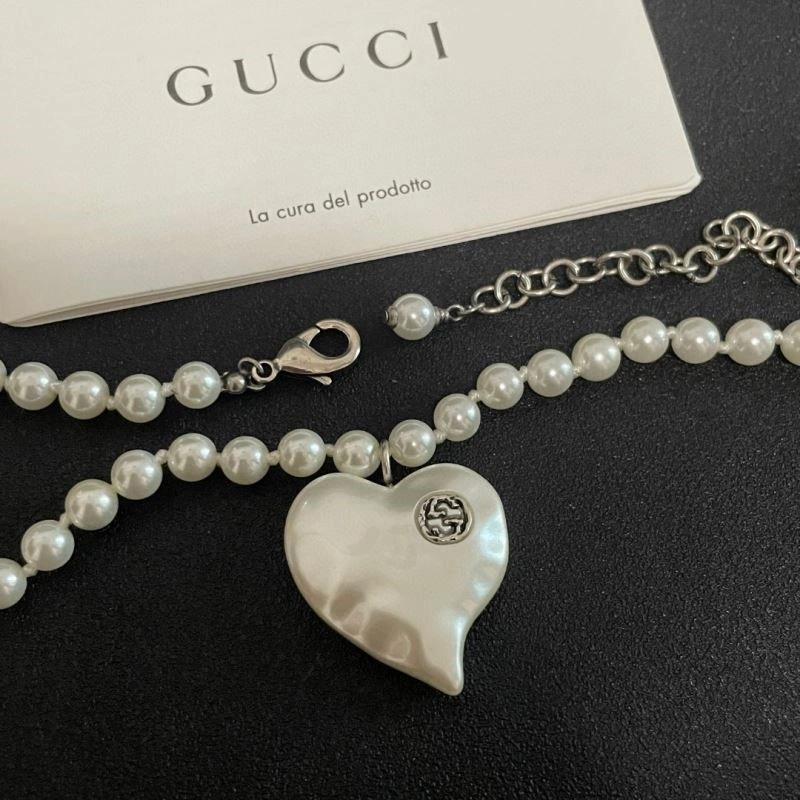 Bargain Gucci Necklaces