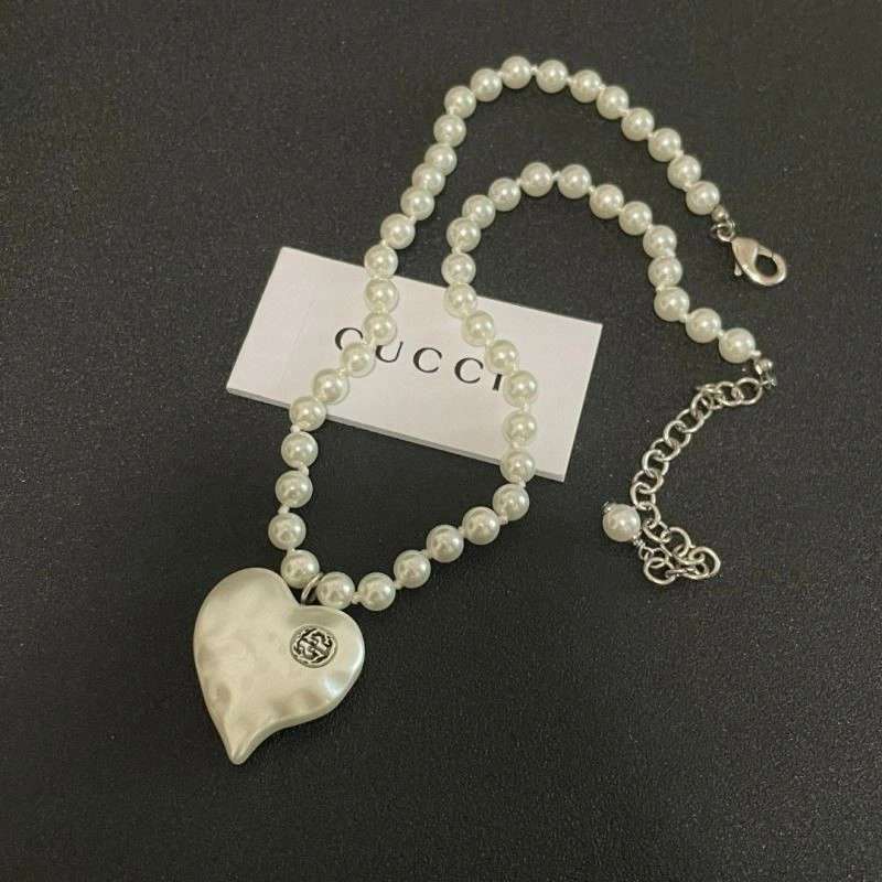 Bargain Gucci Necklaces