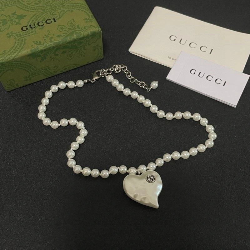 Bargain Gucci Necklaces