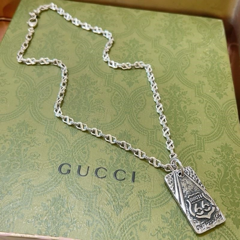 Bargain Gucci Necklaces