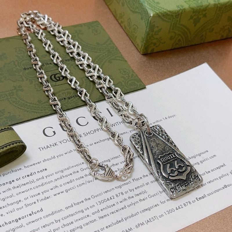 Bargain Gucci Necklaces