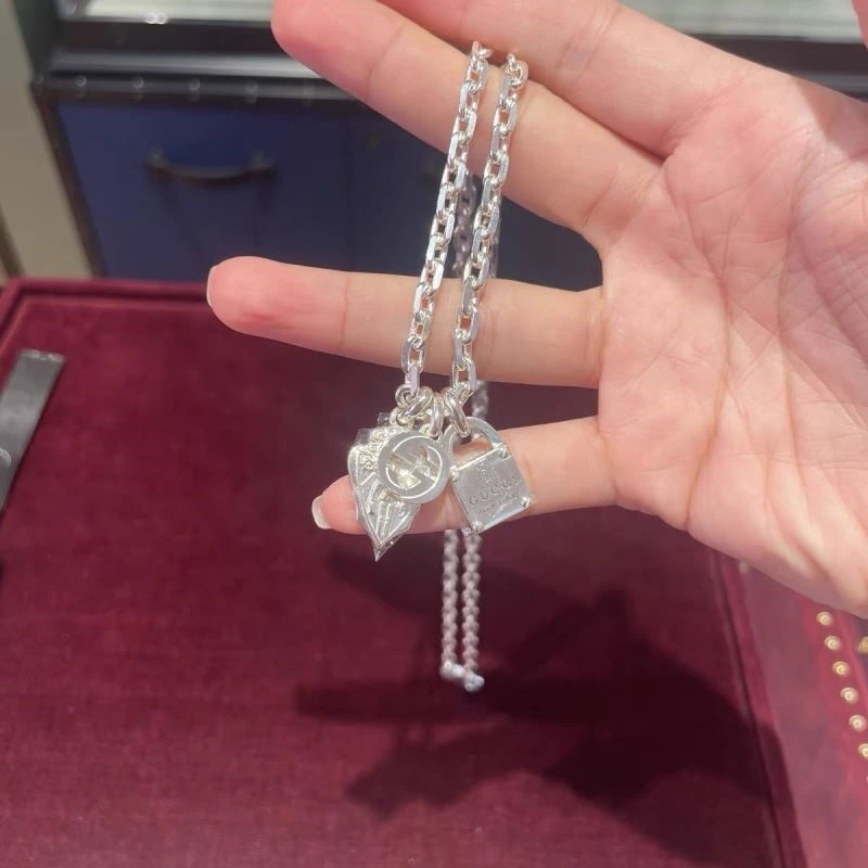 1:1 copy Gucci Necklaces