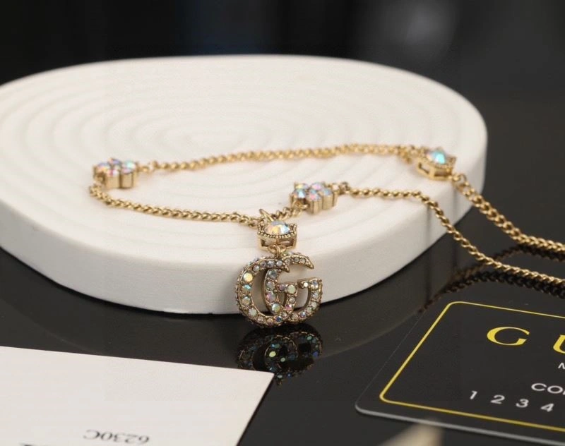 Bargain Gucci Necklaces