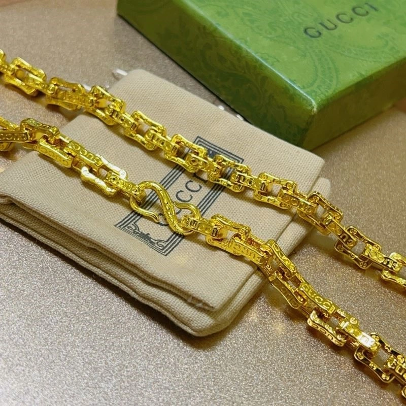 Bargain Gucci Necklaces