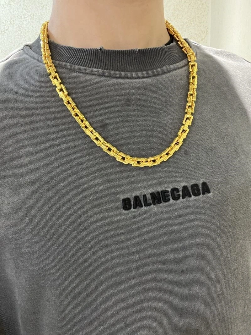 Bargain Gucci Necklaces