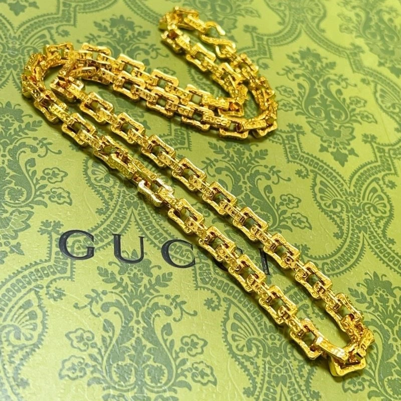 Bargain Gucci Necklaces