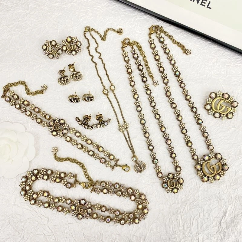 Top match Gucci Necklaces