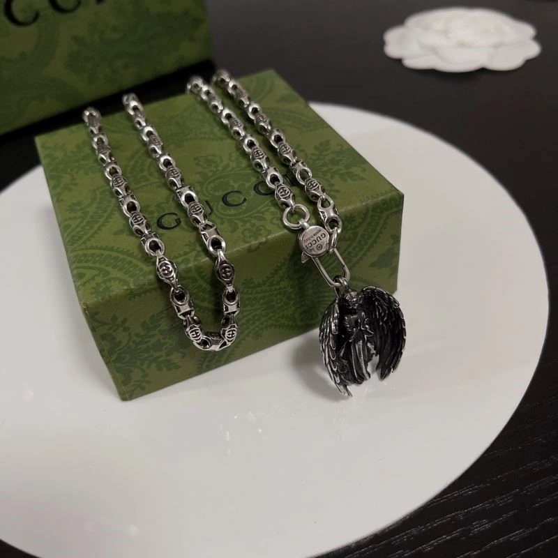 Bargain Gucci Necklaces
