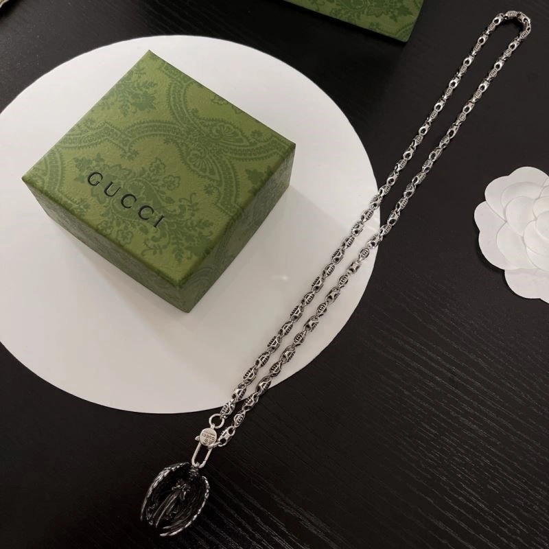 Bargain Gucci Necklaces