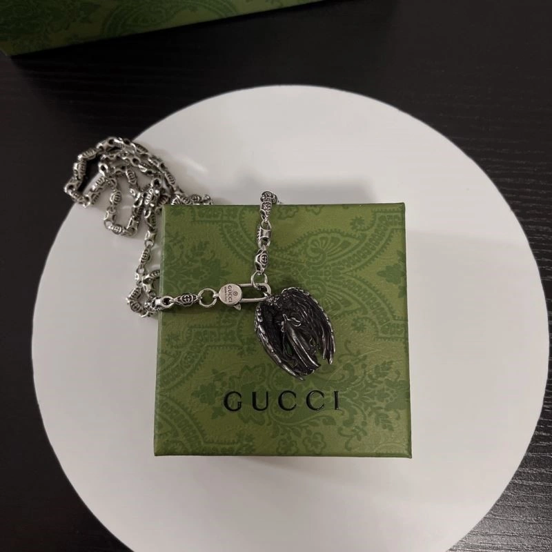Bargain Gucci Necklaces