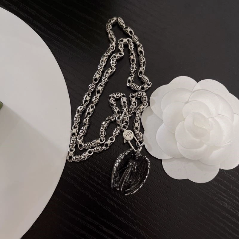 Bargain Gucci Necklaces