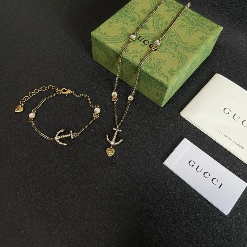 Factory-made Gucci Necklaces