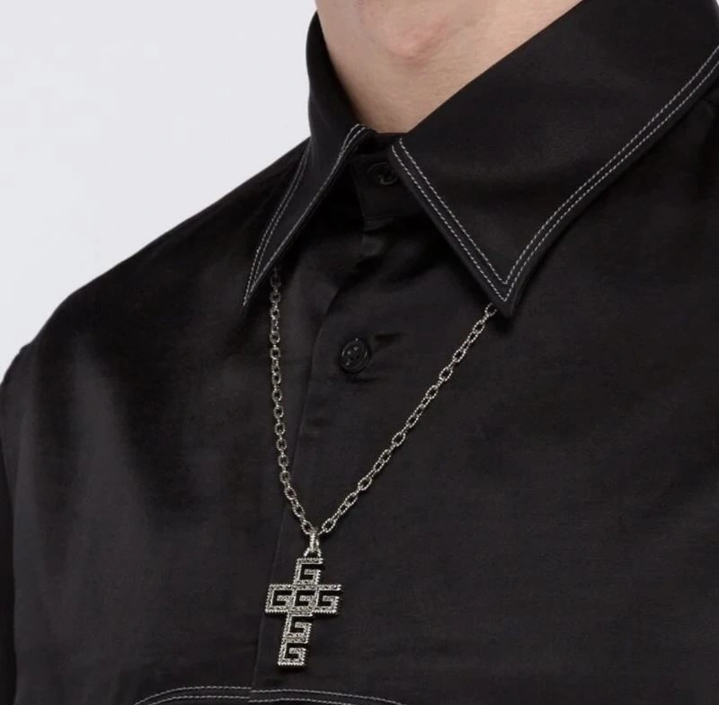 Value-priced Gucci Necklaces
