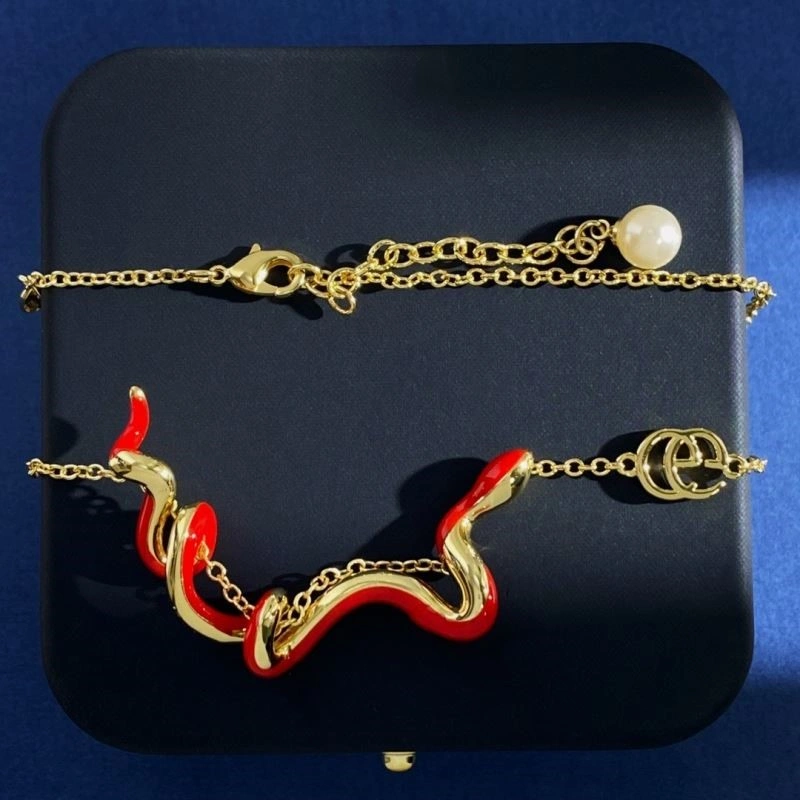 Top mirror Gucci Necklaces