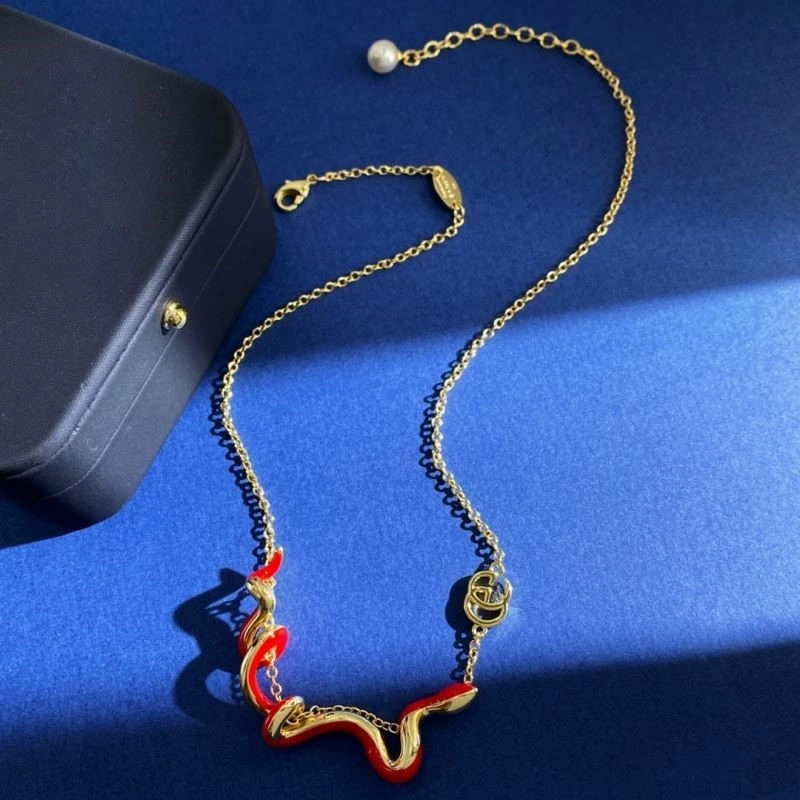 Top mirror Gucci Necklaces