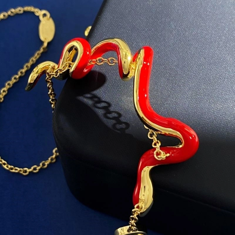 Top mirror Gucci Necklaces