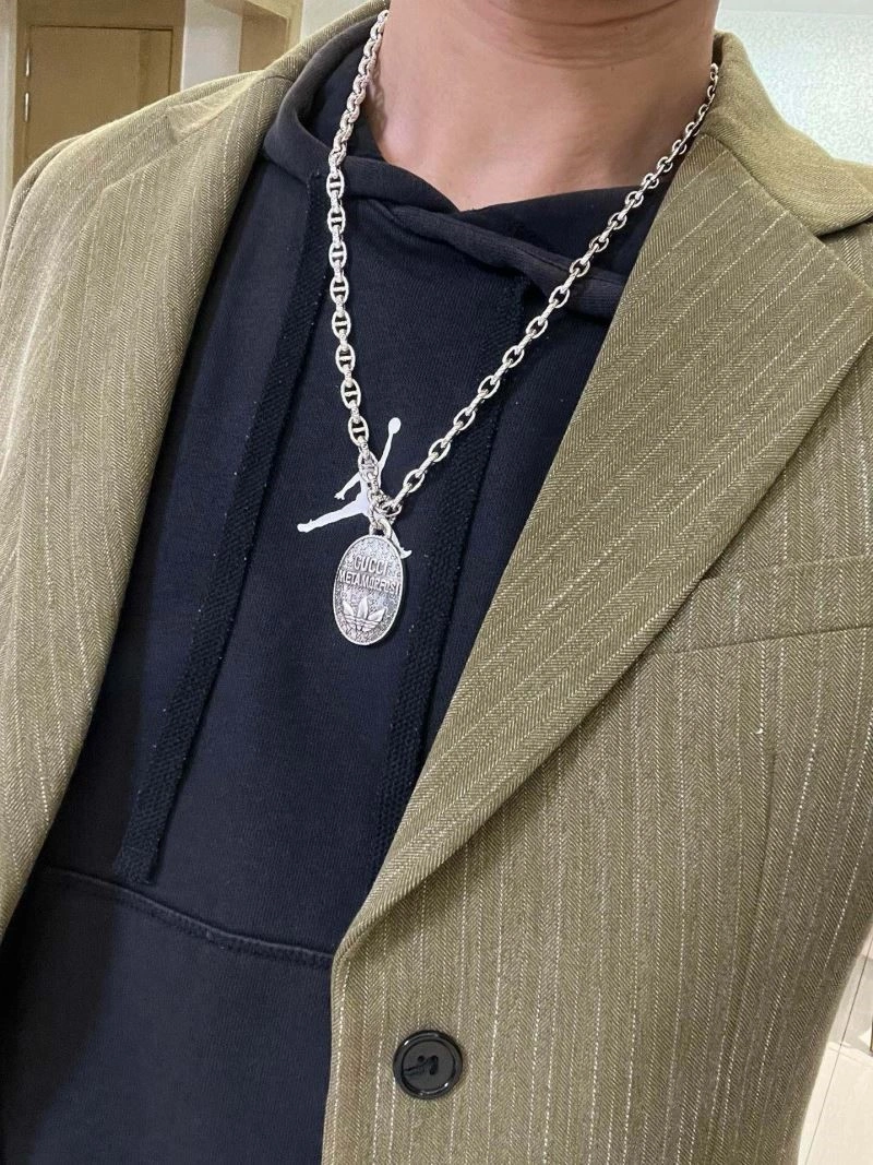 Accurate model Gucci Necklaces