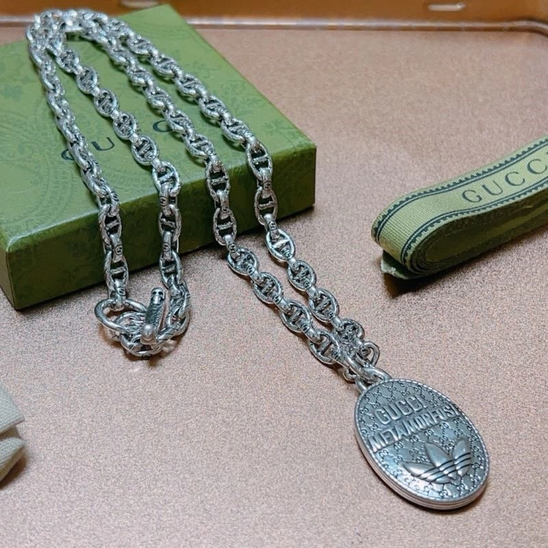 Accurate model Gucci Necklaces