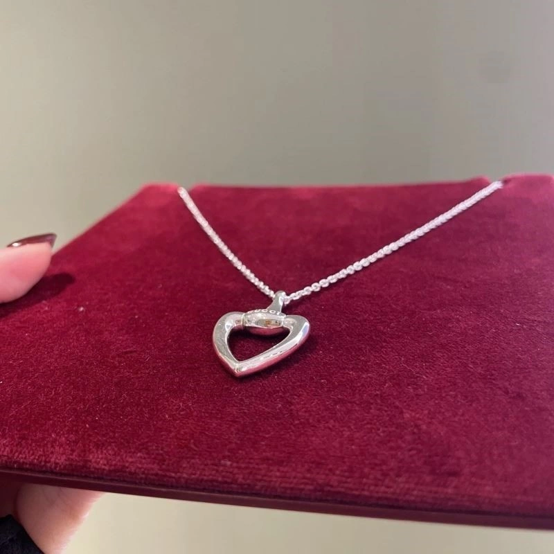 Value-priced Gucci Necklaces