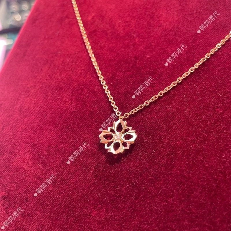 Gucci Necklaces
