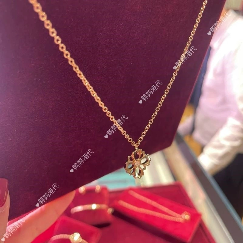 Reasonably priced Gucci Necklaces