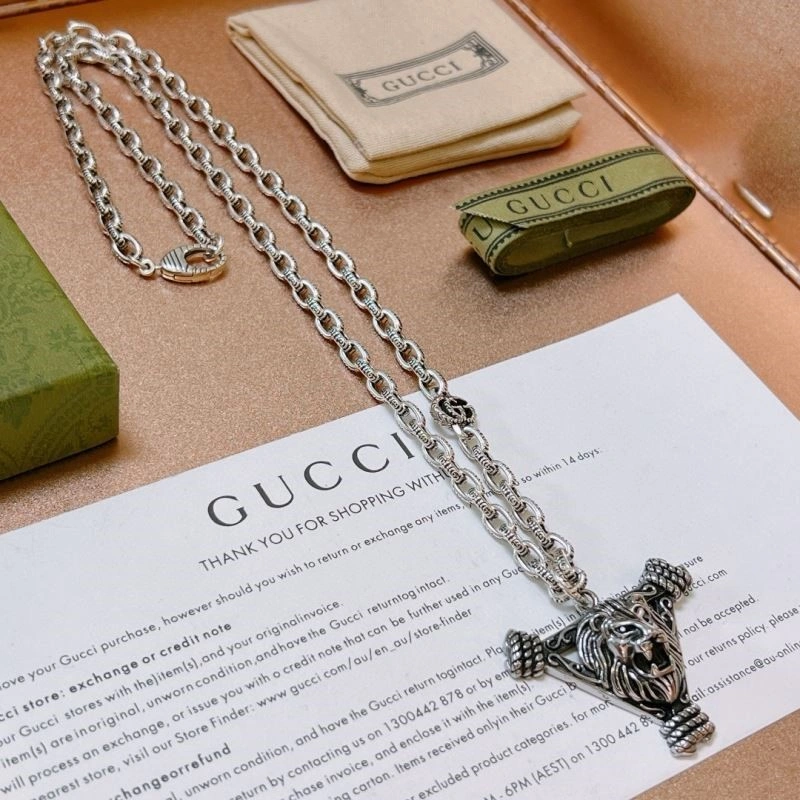 Indistinguishable Gucci Necklaces