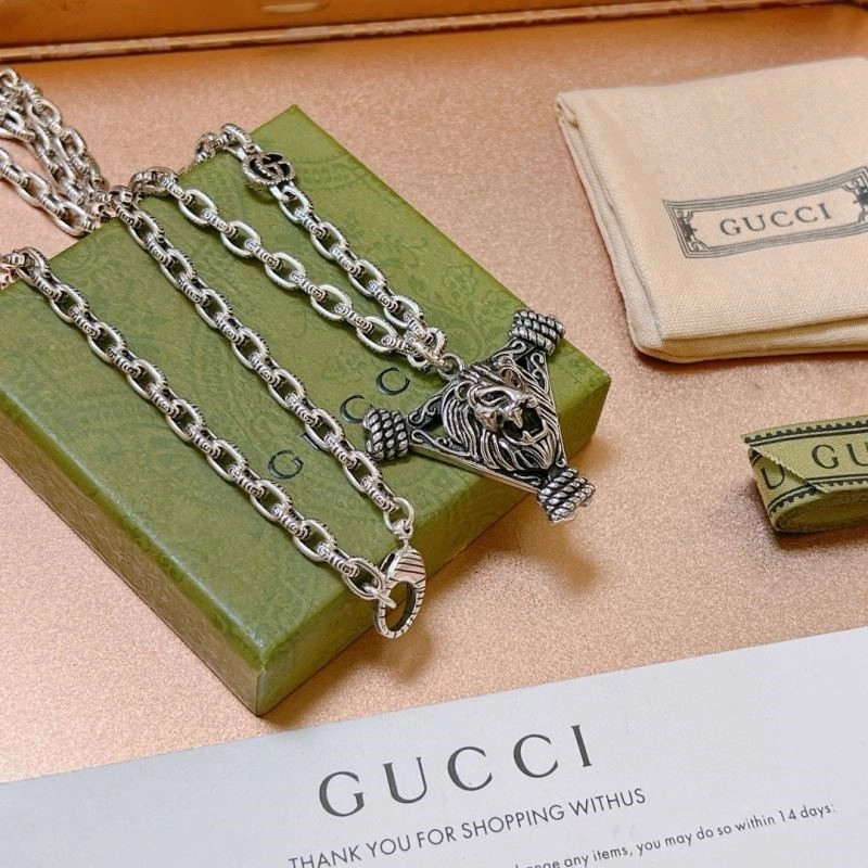 Indistinguishable Gucci Necklaces