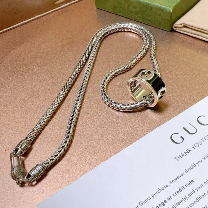 Accurate model Gucci Necklaces