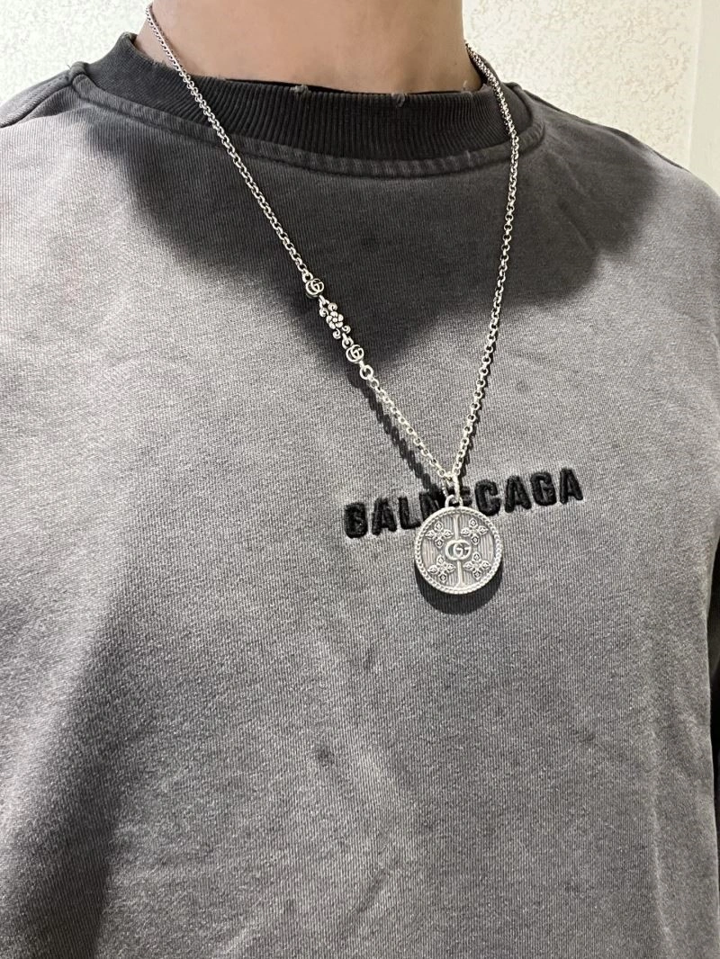 Indistinguishable Gucci Necklaces