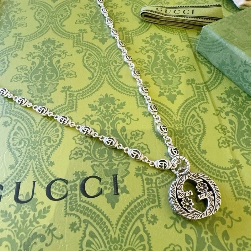 Indistinguishable Gucci Necklaces