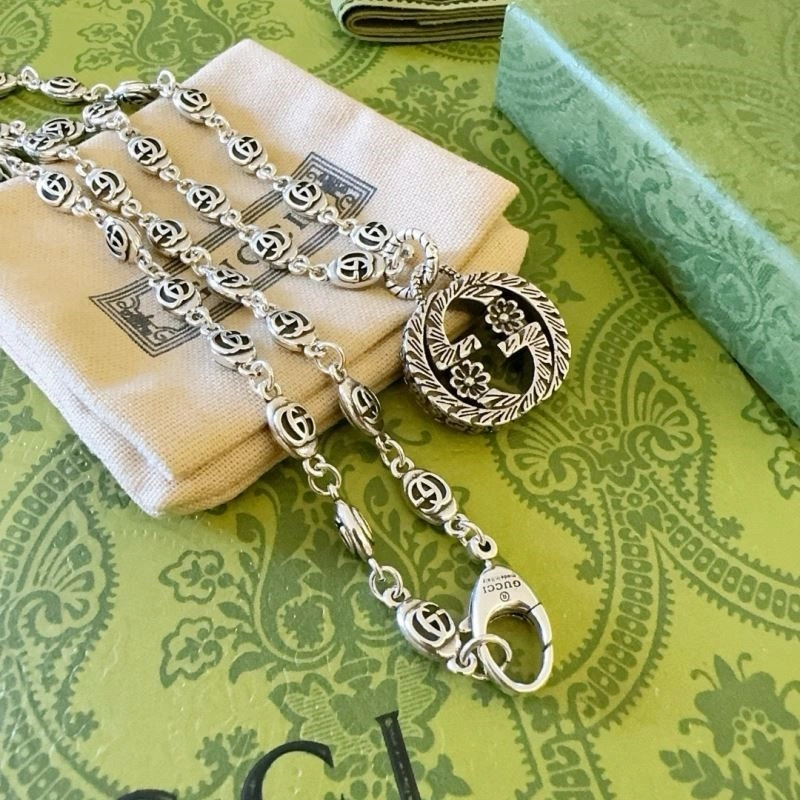 Indistinguishable Gucci Necklaces