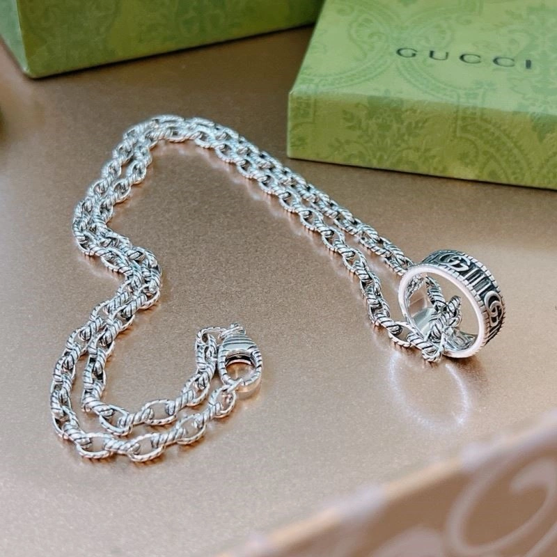 Accurate model Gucci Necklaces