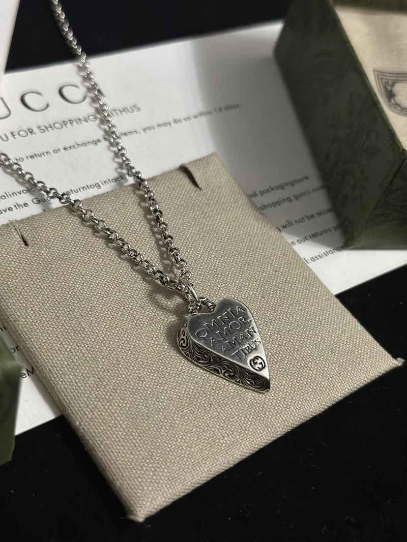 Official Gucci Necklaces