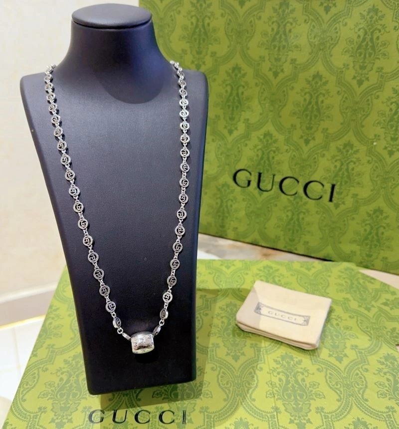 Top mirror Gucci Necklaces