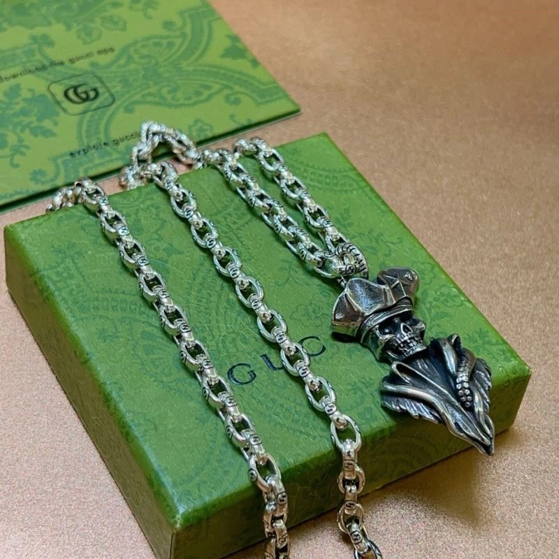 Factory-made Gucci Necklaces