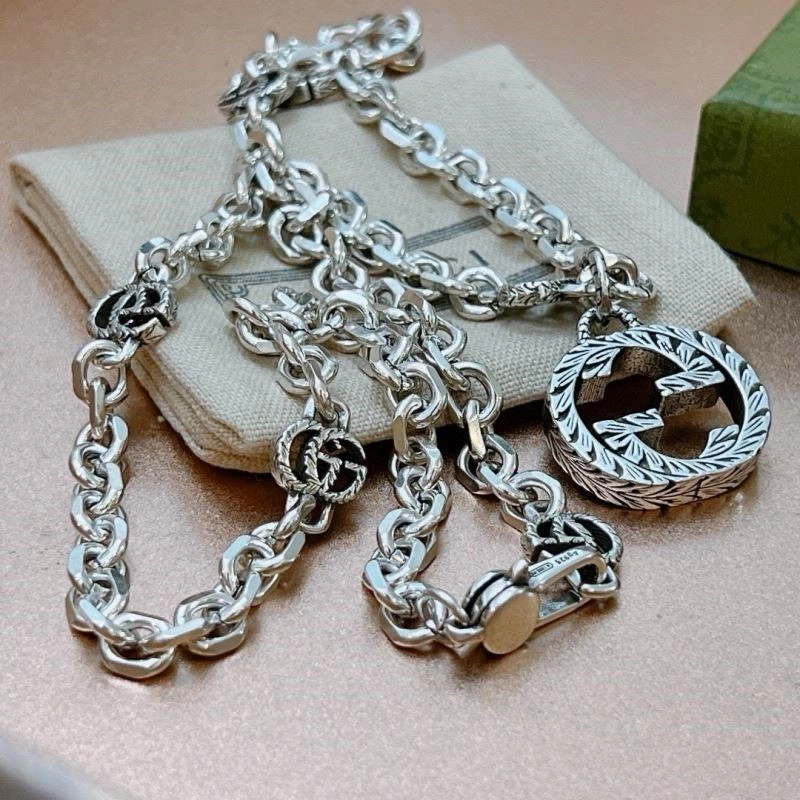 Accurate model Gucci Necklaces