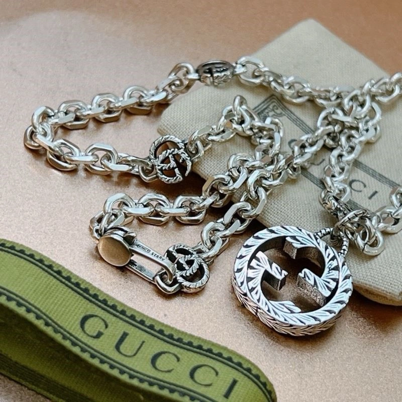 Accurate model Gucci Necklaces