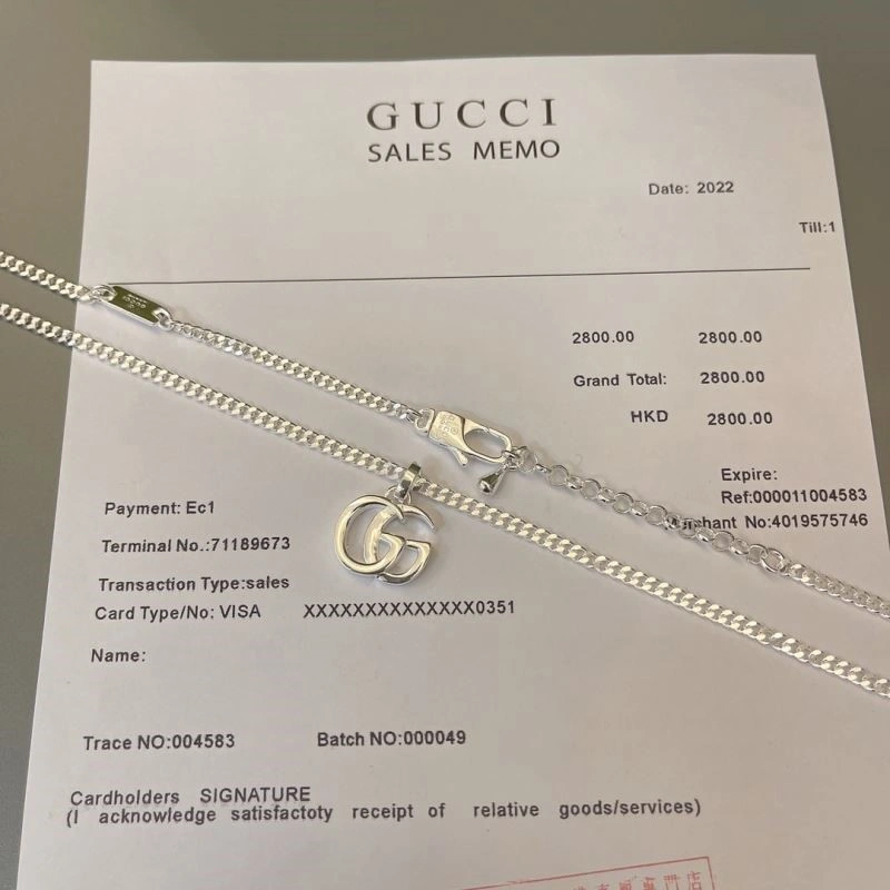 Indistinguishable Gucci Necklaces
