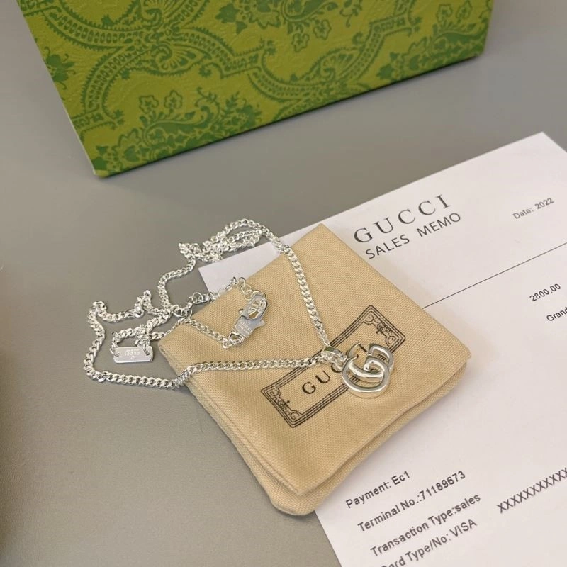 Indistinguishable Gucci Necklaces
