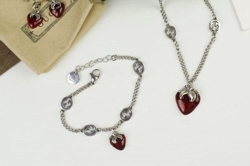 Mirror quality Gucci Necklaces